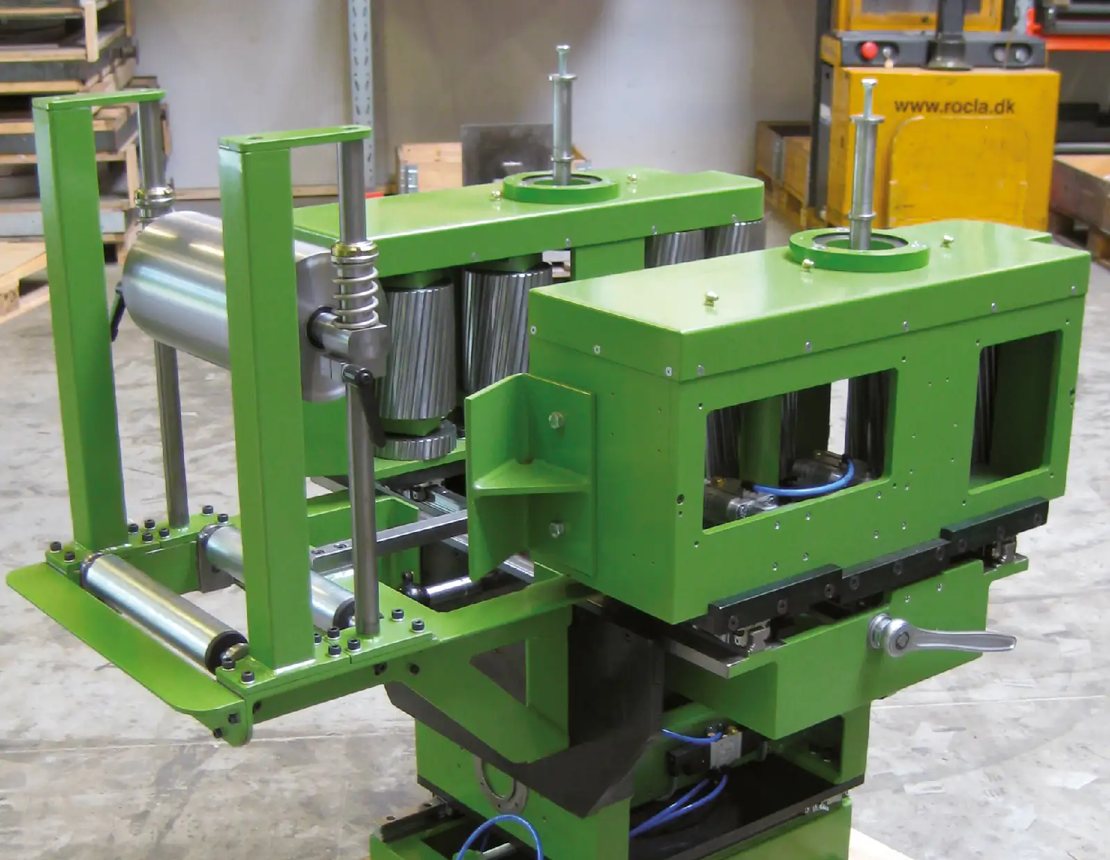 Feeding systems - LUJA Sawtech A/S