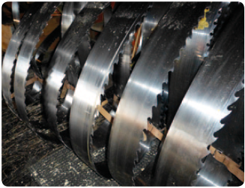 Blade lubrication - LUJA Sawtech A/S